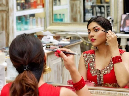 Top Make up Services in Bangalore | Bridal Packages | Book Now